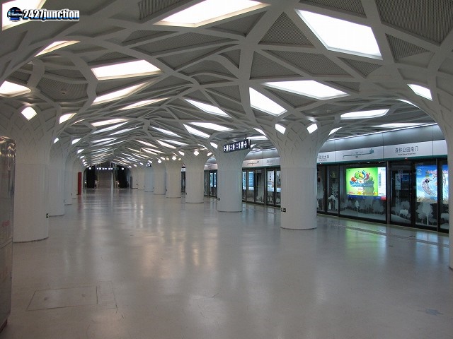 北京地下鉄8号線