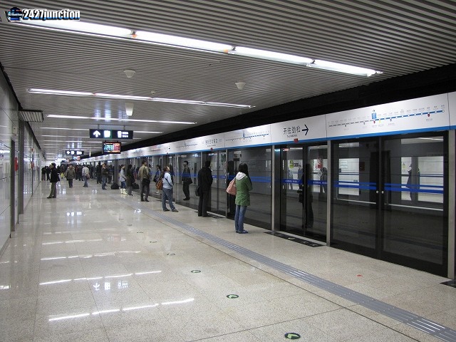 北京地下鉄10号線