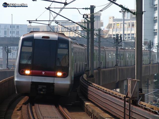港鐵(MTR) 観塘線