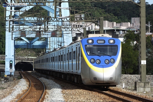 台湾鐵路管理局EMU800型−外観