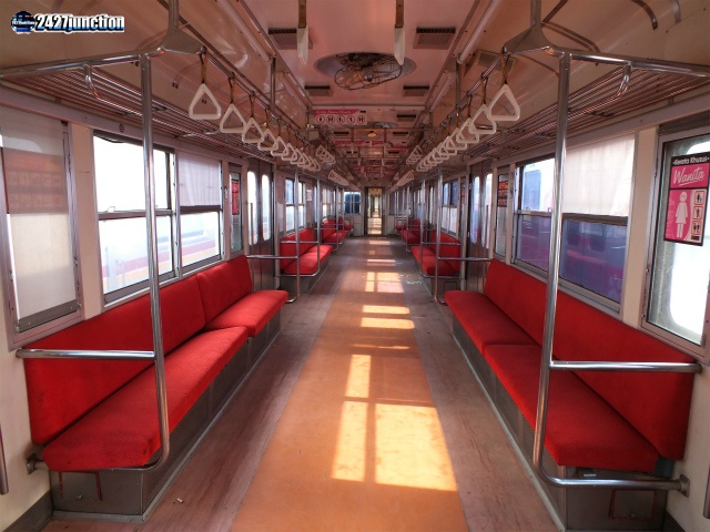 KRL JABODETABEK-元 JR東日本103系 内装