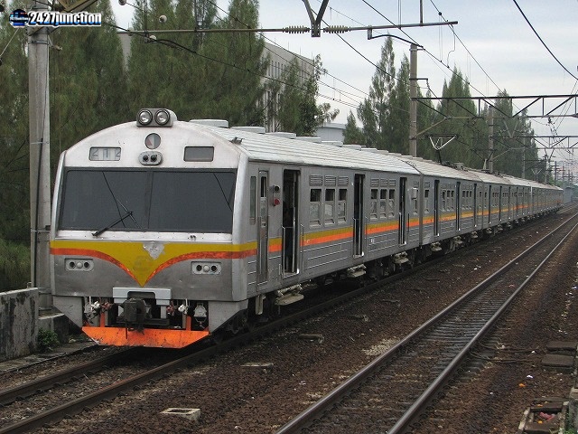 KRL JABODETABEK−HITACHI