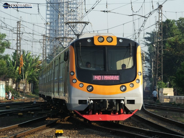 KRL JABODETABEK－KFW I-9000