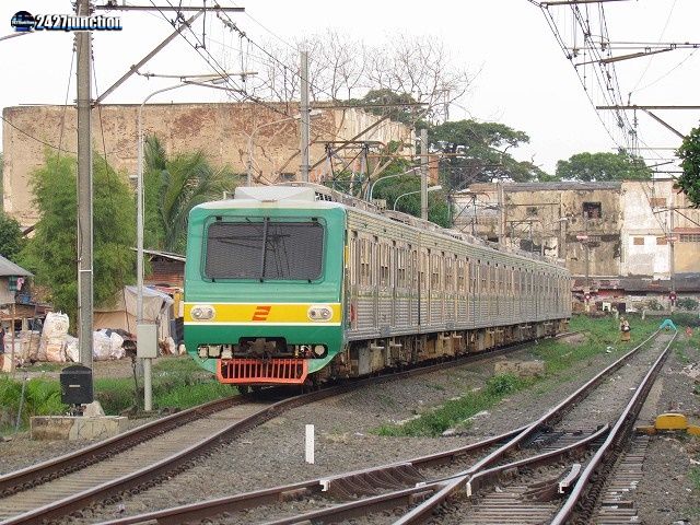 KRL Commuter Line Tangerang線